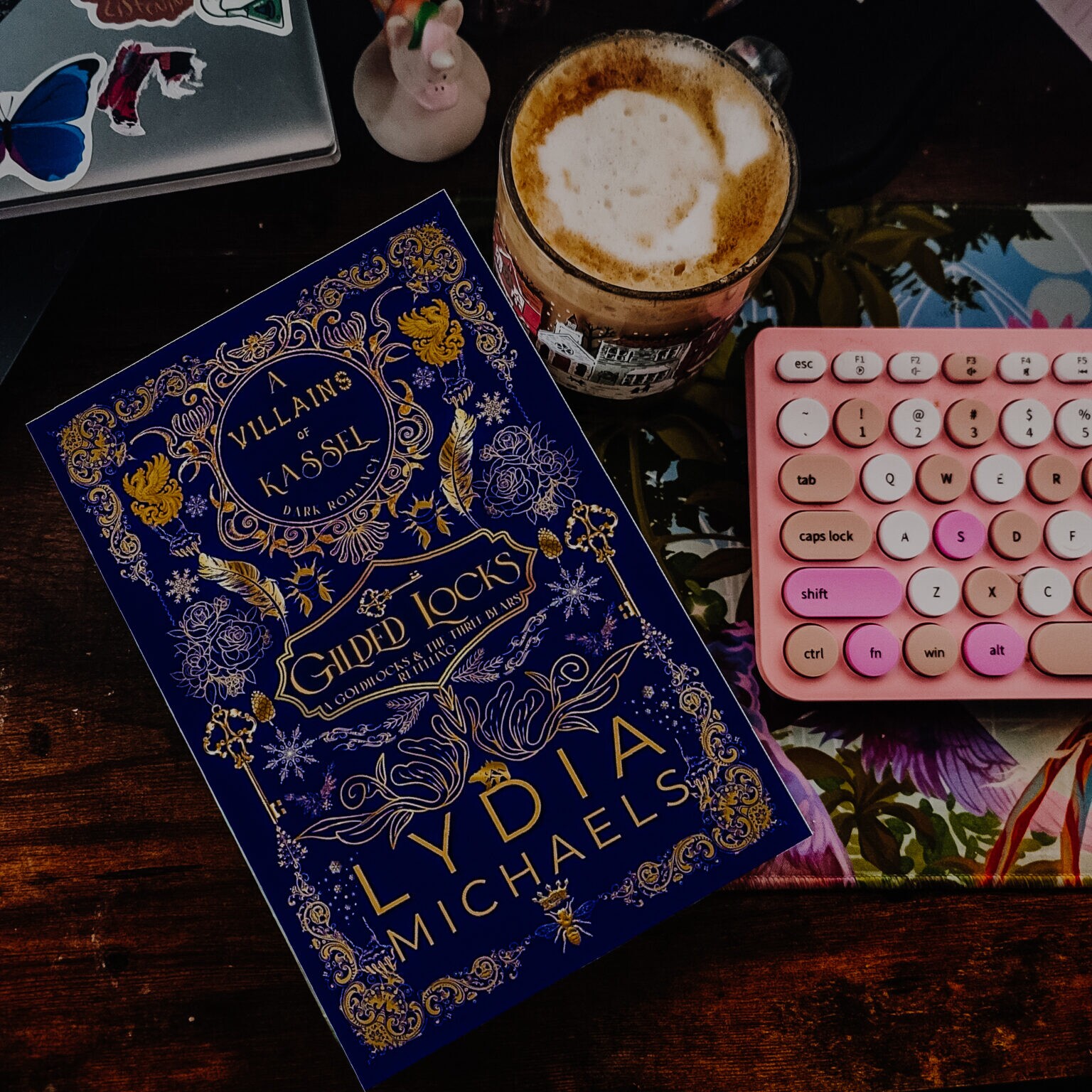 Gilded Locks Review: Dark Romance Retelling of Goldilocks - The Diary of a Reader